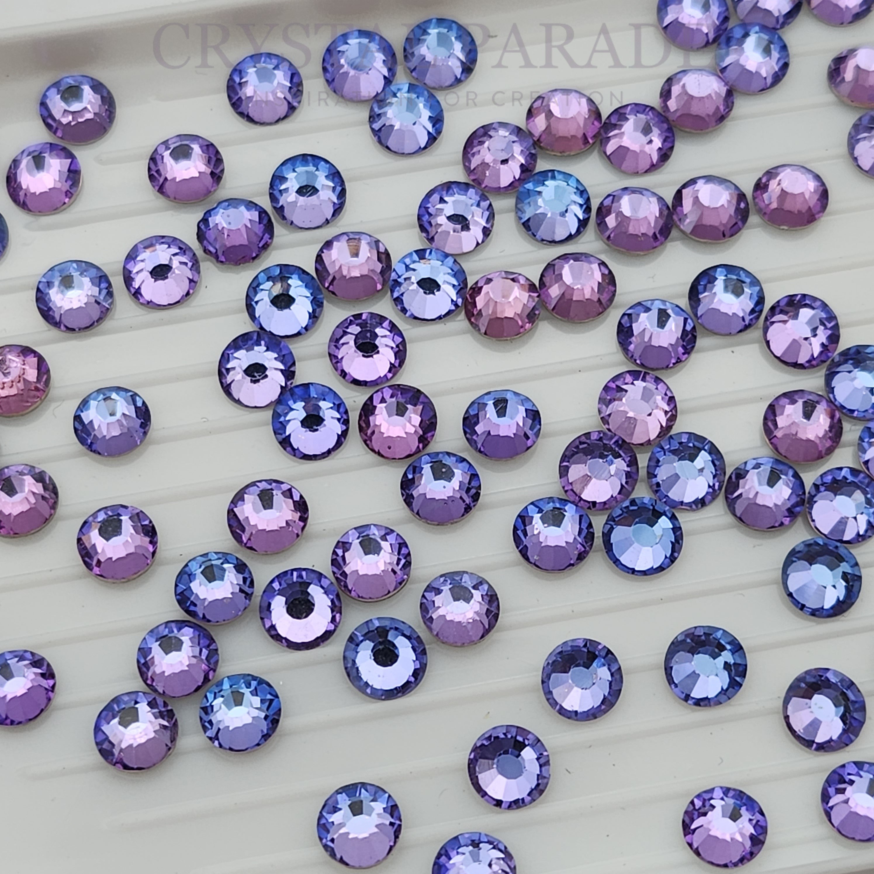 Stunning Sparkle with Luna Non Hotfix Crystals Dream Lavender